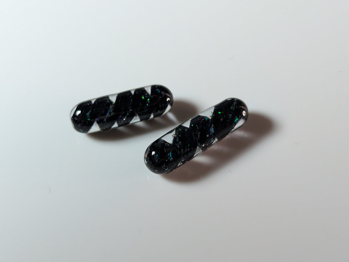 Willy Wolly Crushed Opal Pillar – Drip Glass